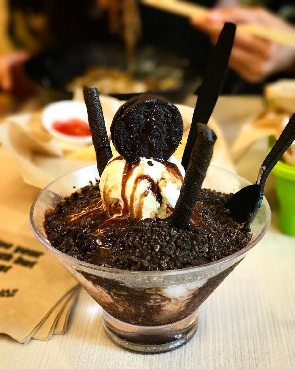 8 Halal Dessert Spots Near Bugis MRT With Insta Worthy Desserts Below
