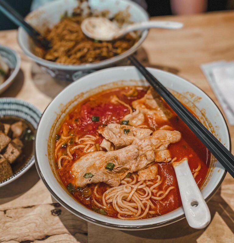 13 Affordable And Delicious Places to Eat In Sentosa For Under $25 Per Pax