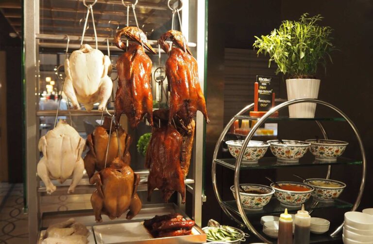 Colony Review: Most Value-For-Money Hotel Lunch Buffet With Snow Crab ...