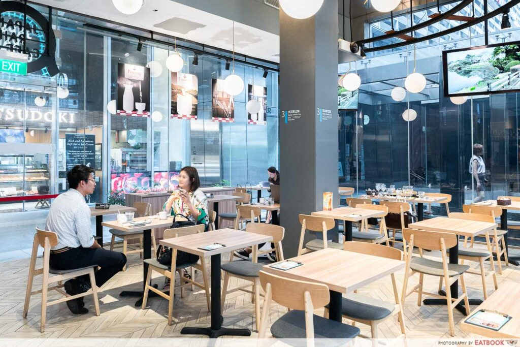 JAPAN RAIL CAFE Has Fresh Oysters And Famous Sakes In Tanjong Pagar ...