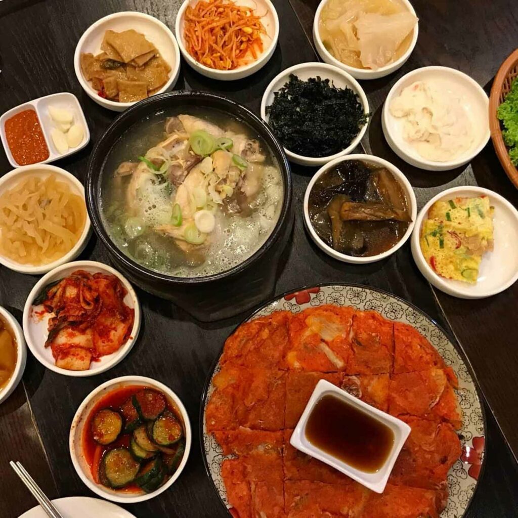 10 Restaurants With Unlimited Add-Ons That'll Take Food Coma To The ...