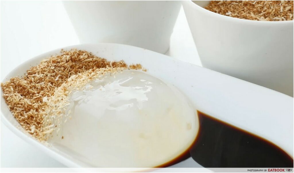 Coconut Raindrop Cake Recipe: D-I-Y Viral Japanese Dessert With A Twist ...