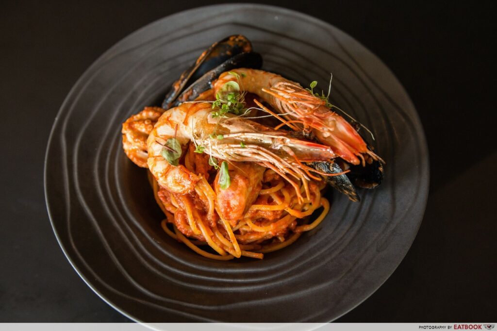 Central Perk Review: First F.R.I.E.N.D.S Cafe In Asia Opens At Clarke ...