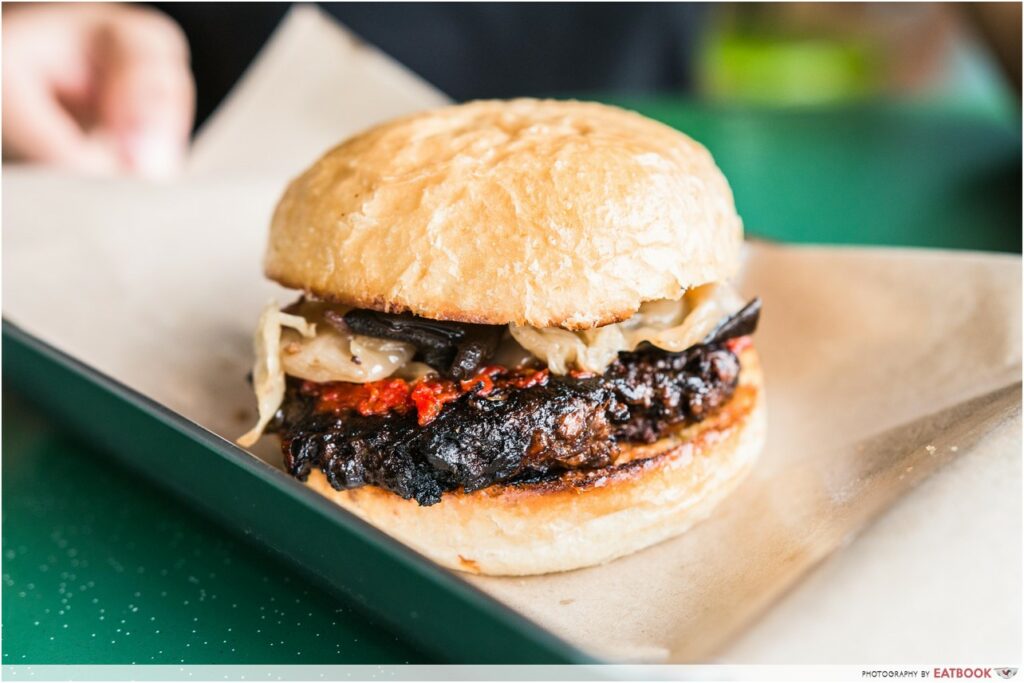 Hambaobao Review: Pulled Pork And Sio Bak Burgers For $5 At Beauty ...