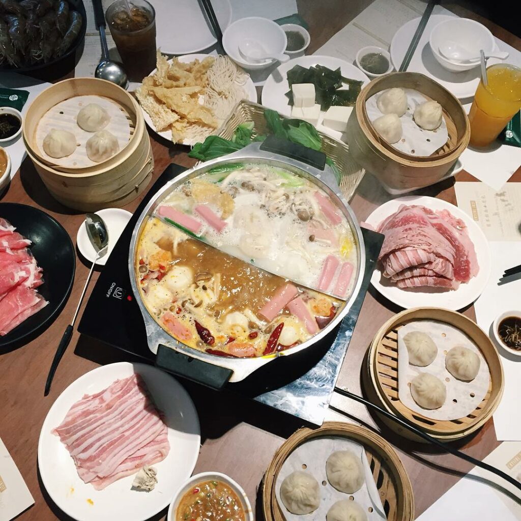 10 Novel Buffets With Free-Flows Of Your All-Time Favourite Food ...