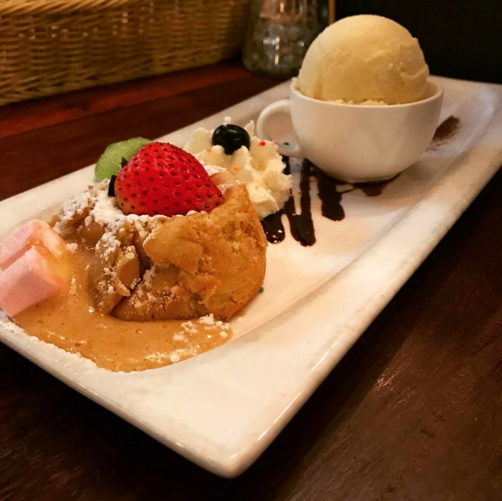 10 Unique Lava Cakes That Will Make You Question Your Loyalty To ...