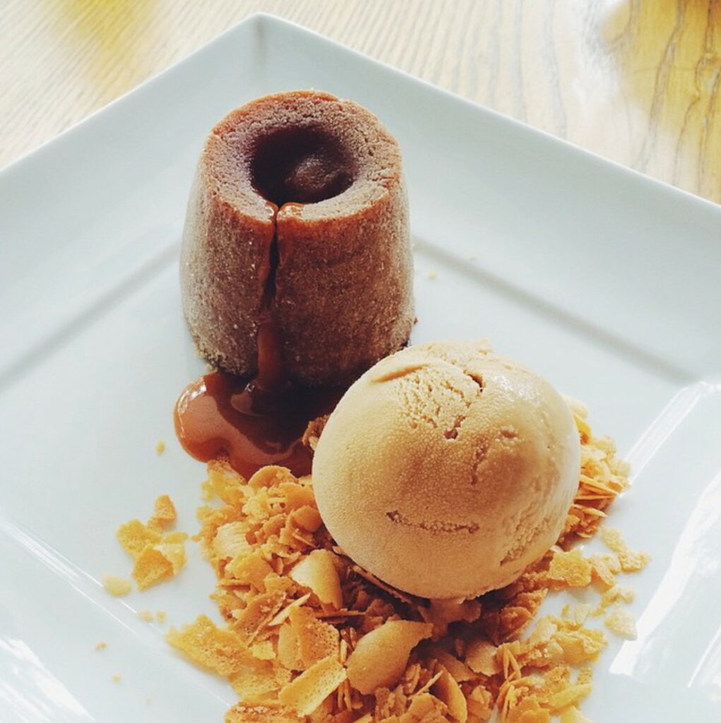 10 Unique Lava Cakes That Will Make You Question Your Loyalty To ...