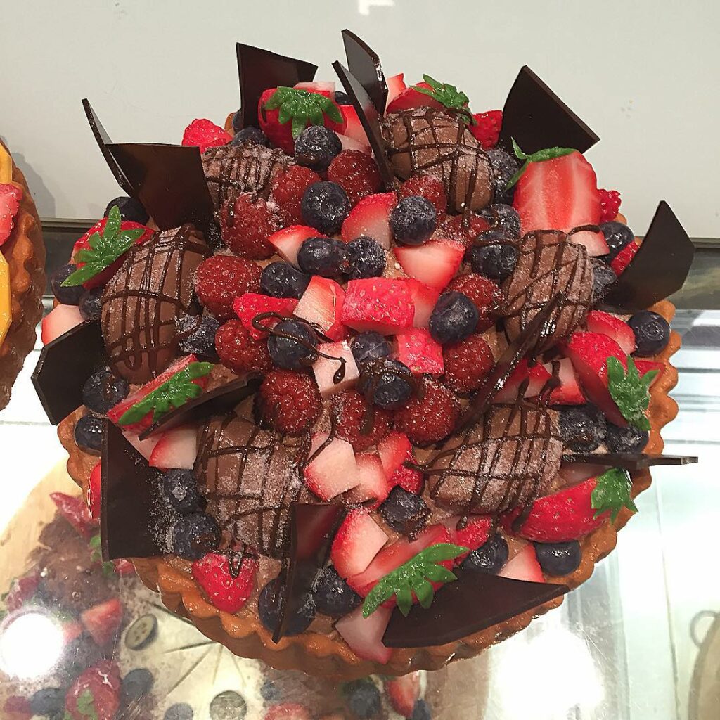 10 Alternative Birthday Cakes For That Hipster Friend Who Doesn't Eat ...