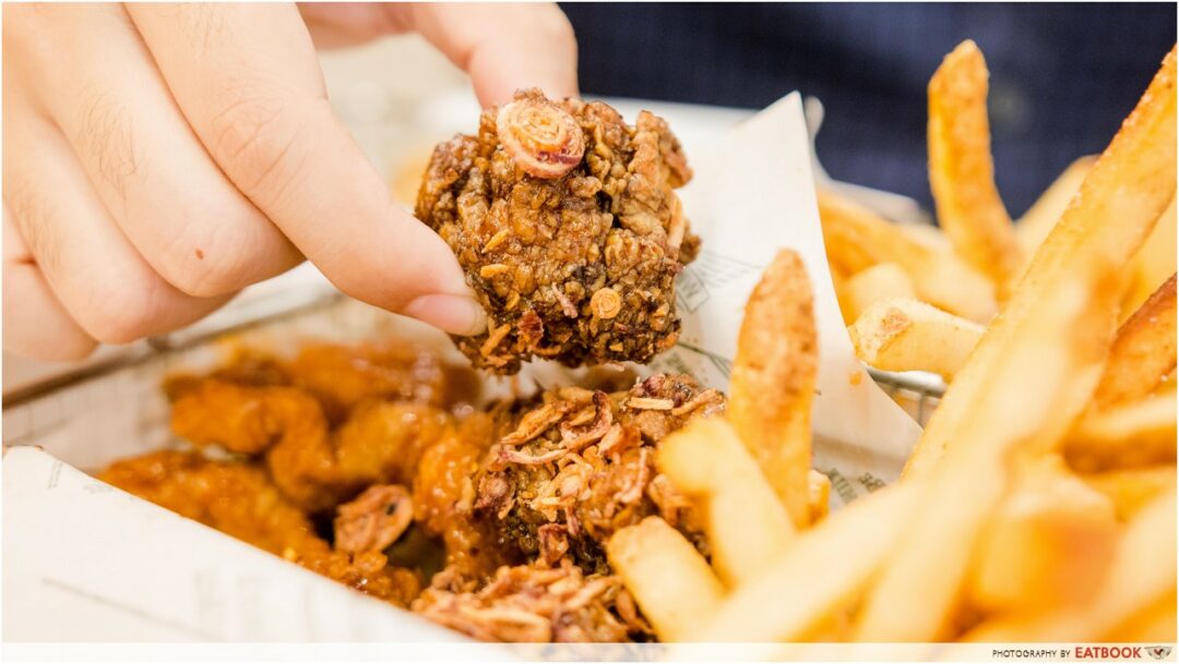 Wingstop Review: 12 Different Flavours Of Fried Chicken That'll Satisfy ...