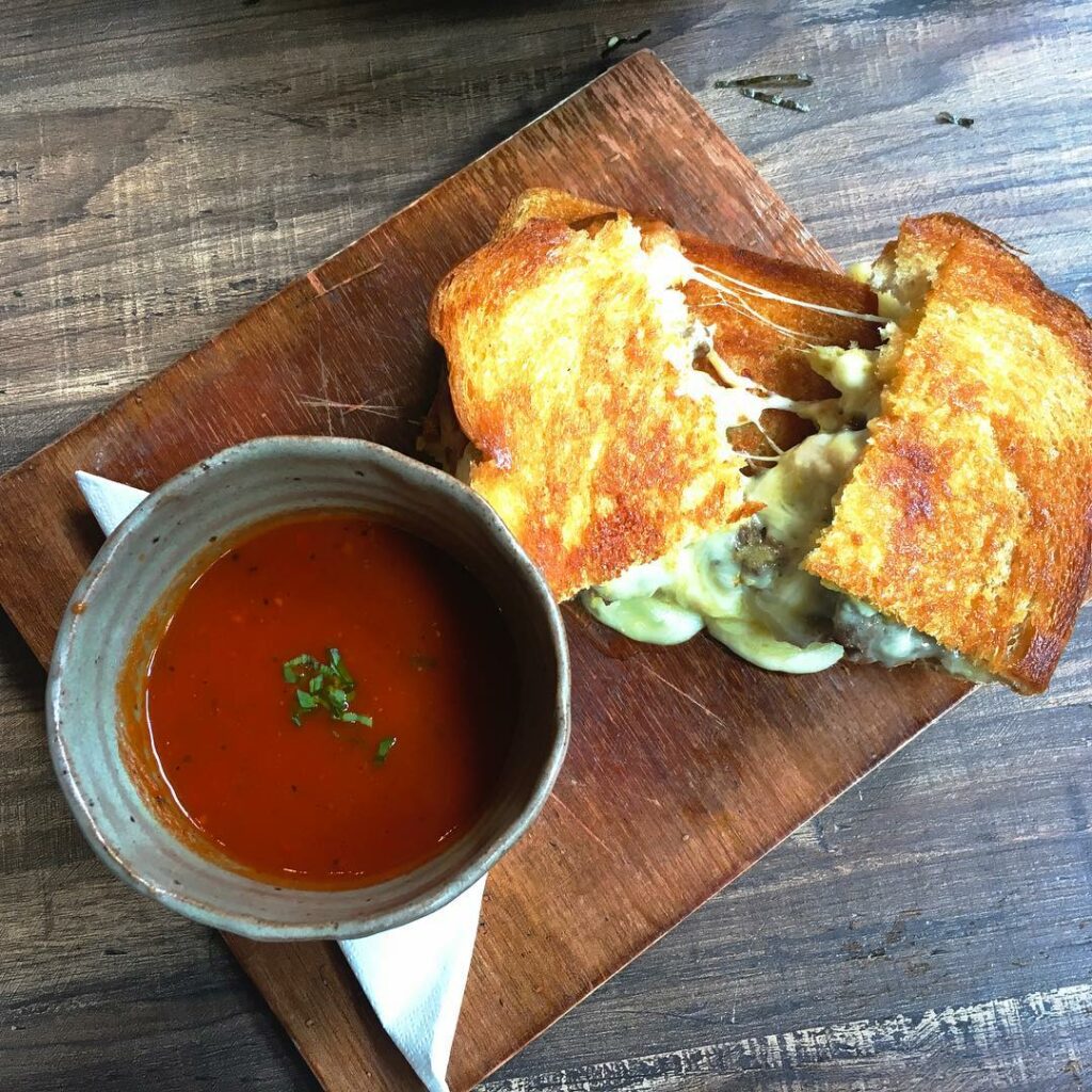 10 Epic Cheese Dishes For That Winning #CheesePull Shot On Instagram ...