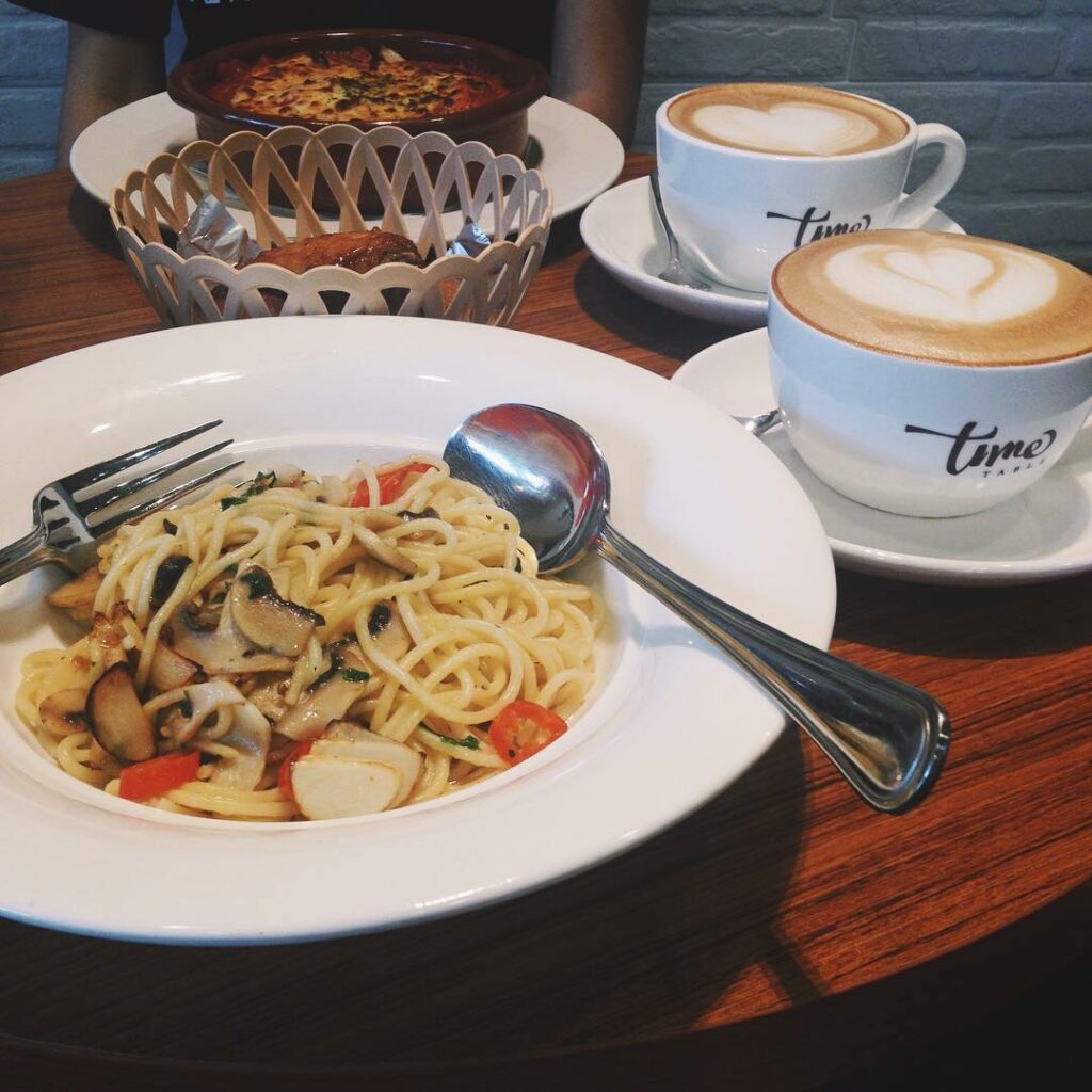 10 Weekend Brunch Cafés With Mains Under $10++ For The Café-Hopping ...