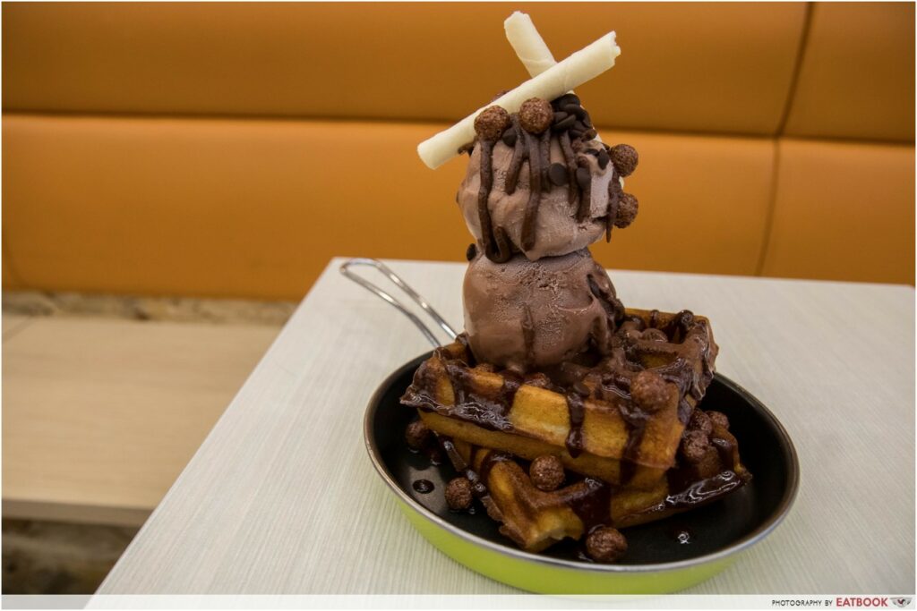 Griddy Review: Sweet And Savoury Waffle Sandwiches At Westgate ...