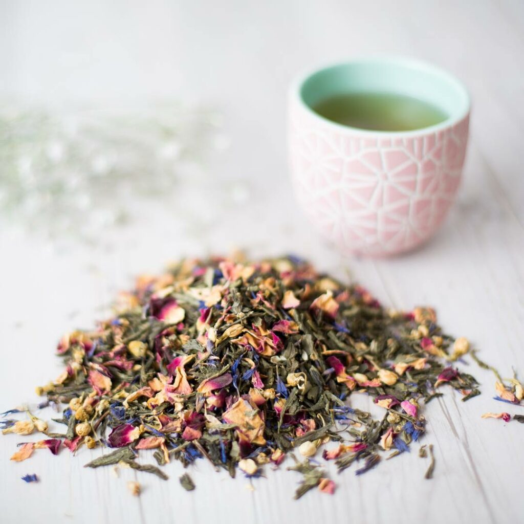 7 Tea Hacks For Tea Lovers To DIY An Atas Afternoon Tea Session At Home ...