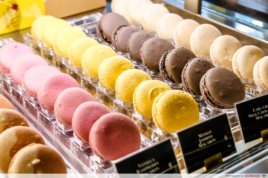 The Dark Gallery Review: Dark Chocolate Cafe With Over 15 Chocolate ...