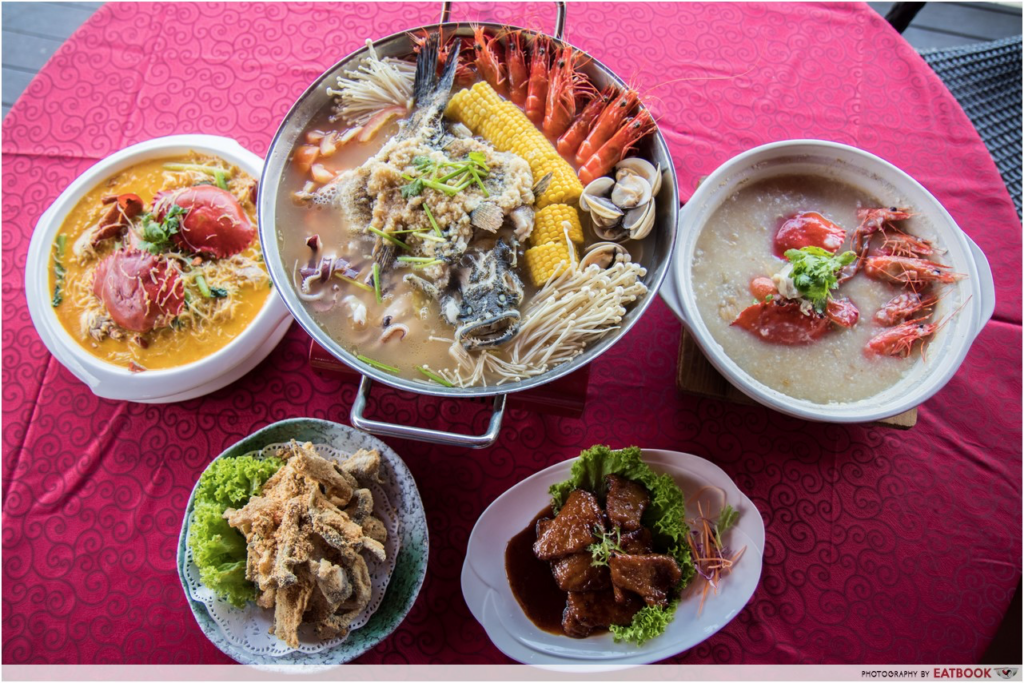 Long Jiang Chinos Review: Giant Seafood Hot Pot And Cheesy Crab Beehoon ...