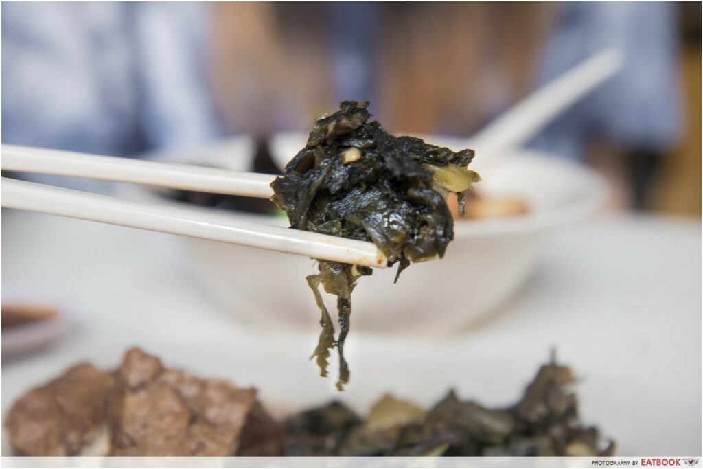 Mr Lorbak Review: Cheap And Good Lu Rou Fan With Egg At $3.50 At Ubi ...