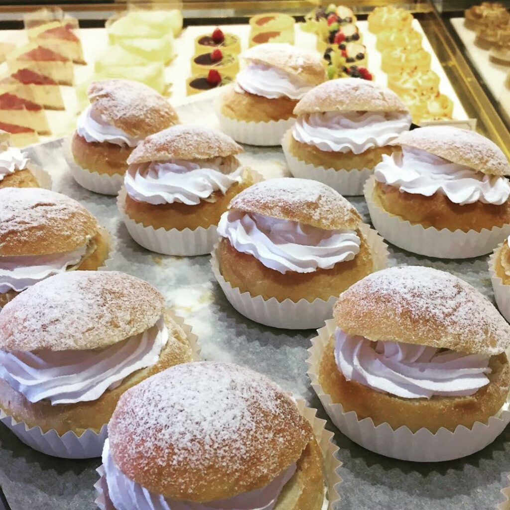 8 Halal Dessert Spots Near Bugis MRT With Insta-Worthy Desserts Below ...