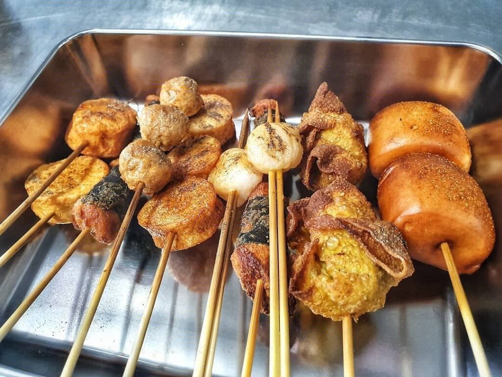 12 Lok Lok Places In Singapore To Feel Like You're In JB | Eatbook.sg