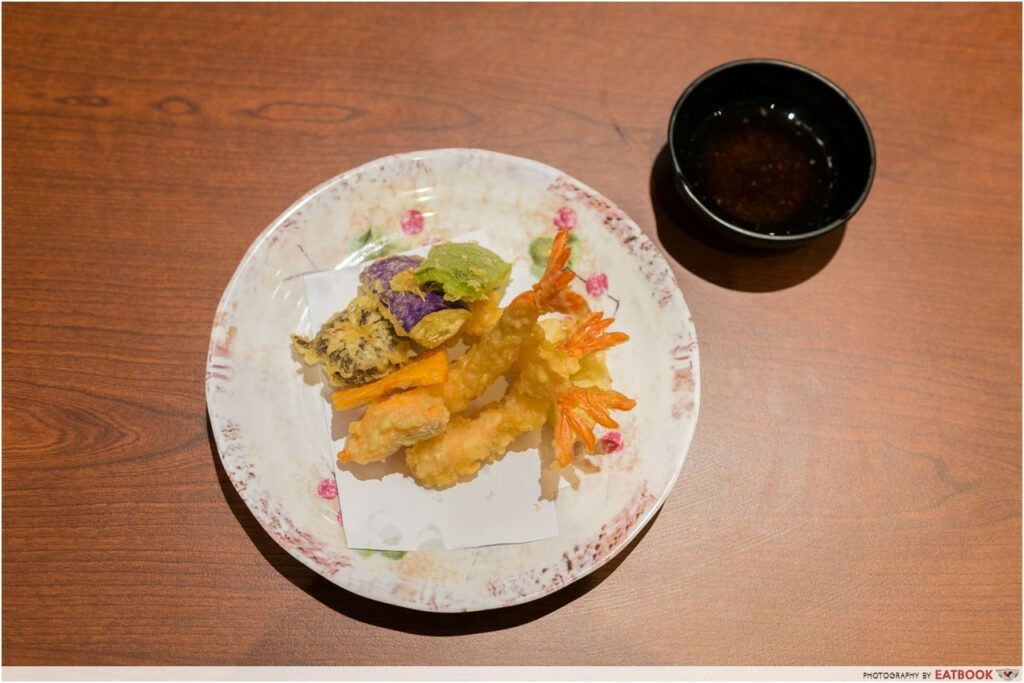 10 Terminal 4 Food Places In Changi Airport To Fill You Up Before You ...