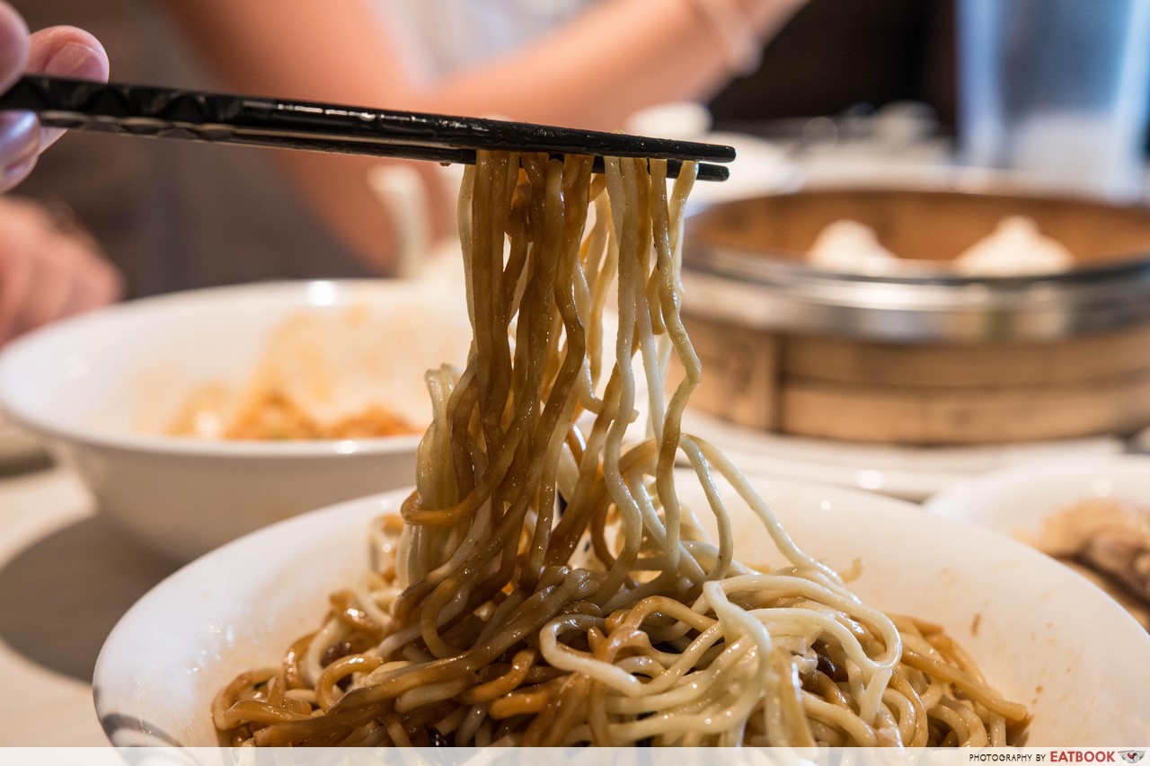 Dingtele Review: Juicy Sheng Jian Bao And Xiao Long Bao Near Kovan MRT ...