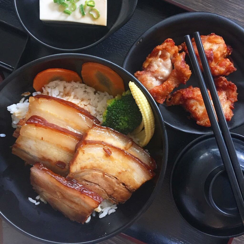 10 Expo Food Places You Can Walk To From Expo MRT Station In 10 Minutes ...