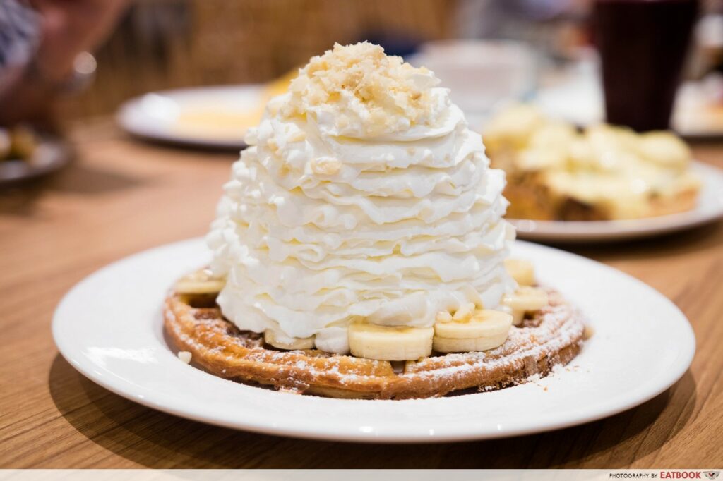 Eggs N Things Review: New Brunch Spot From Hawaii With Giant Whipped ...