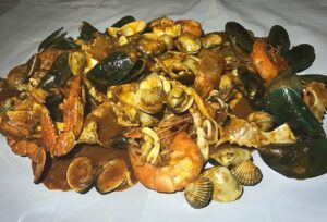 7 Halal Seafood Bucket Places From $17 Nett Onwards To Feast At With ...