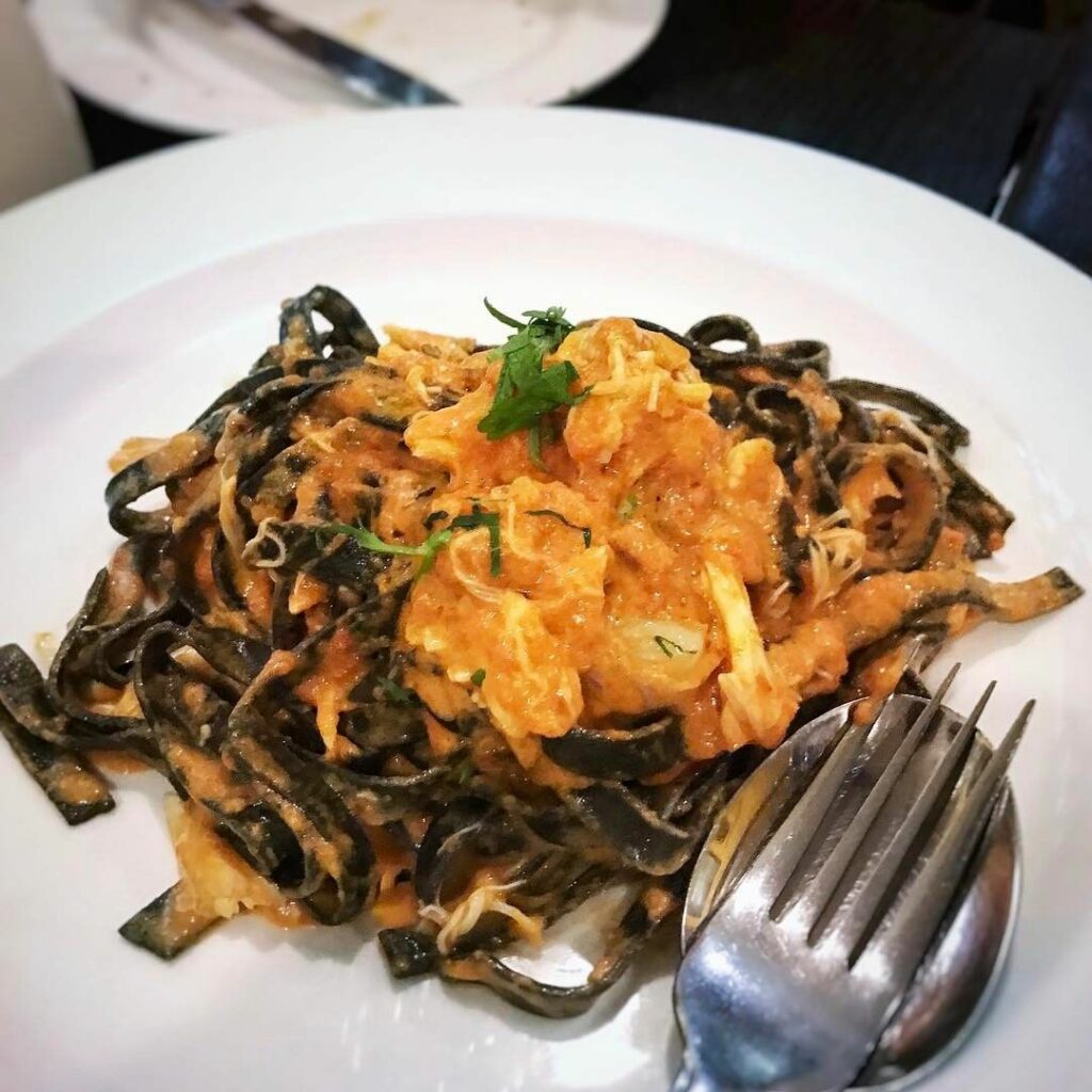 10 Hillview Food Gems That Are Within Walking Distance From Hillview ...