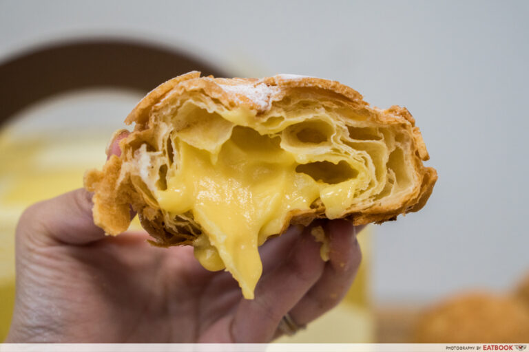 Kazo Review: Taiwanese Bakery At Chinatown With Salted Egg Lava Polo ...