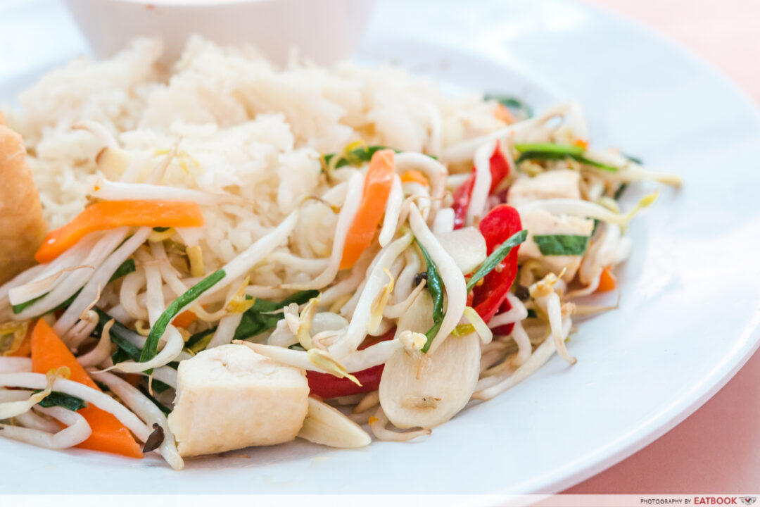 Mat Noh & Rose Review: Muslim-Owned Ginger Fried Chicken Rice At ...