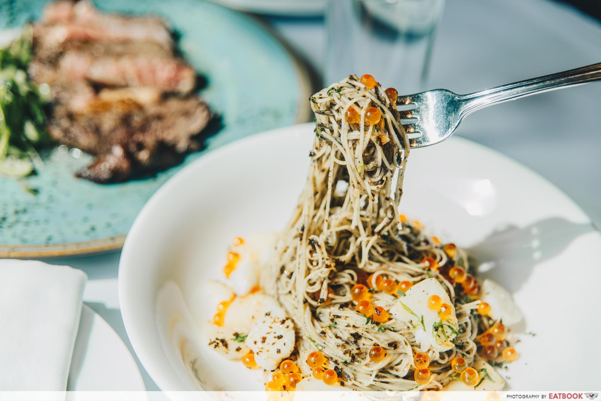 10 Valentine's Day Date Night Ideas For A Romantic Evening Filled With ...