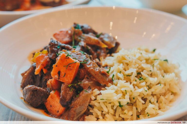 Sky22 Review: Semi-Buffet With A Main Course And A Picturesque View ...