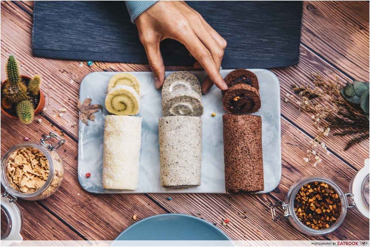 Ah Mah Homemade Cake's Blanket Castella Roll Lets You DIY Your Swiss ...