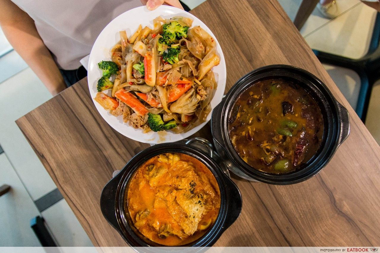10 Paya Lebar Food Places Serving Ban Mian, Fried Quail And Claypot ...