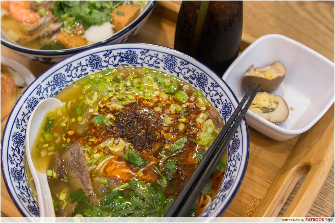 10 Paya Lebar Food Places Serving Ban Mian, Fried Quail And Claypot ...