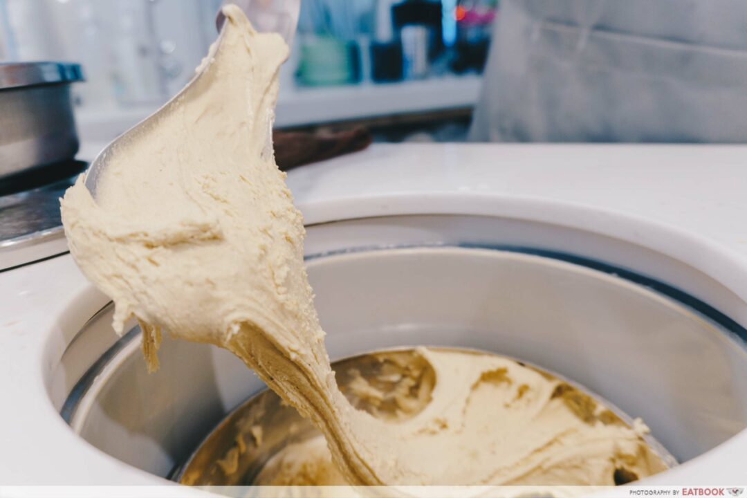 Dopa Dopa Creamery Review: Gelato Croissant Shop At Clarke Quay ...