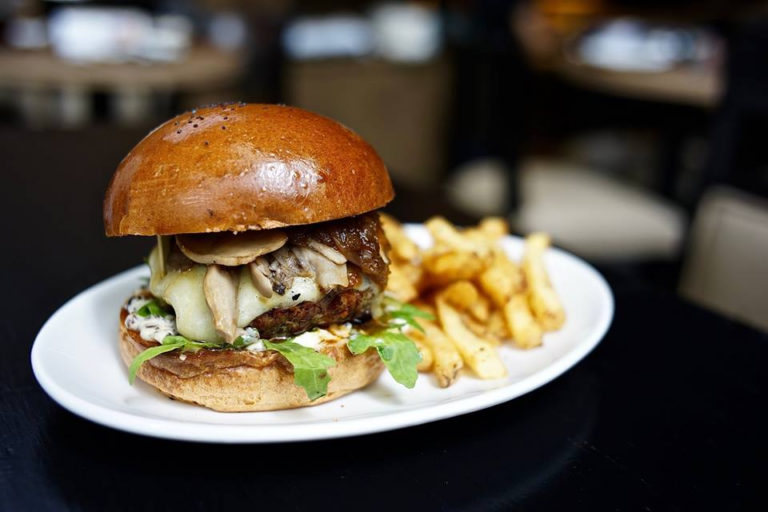 10 Kent Ridge Food Places For NUS Students Living In Hall - Eatbook.sg ...