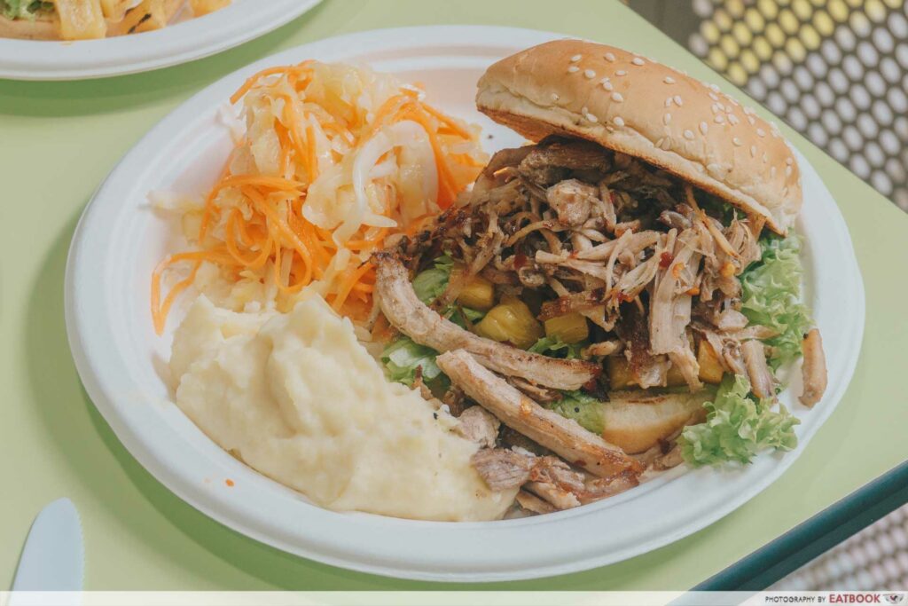 Oinkers & Buns Review: Shoyu Braised Pork Belly Rice And Pulled Pork ...