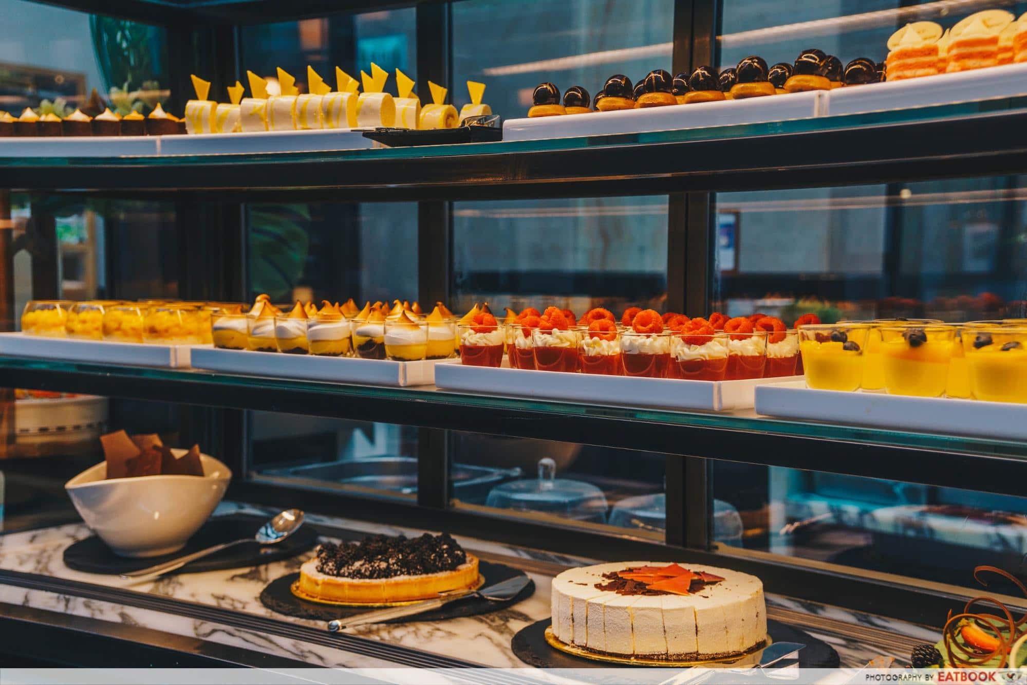 Colony Review: Most Value-For-Money Hotel Lunch Buffet With Snow Crab ...