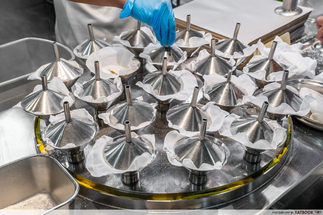 Haig Road Putu Piring: World-Famous Stall Open Since 1985 | Eatbook.sg