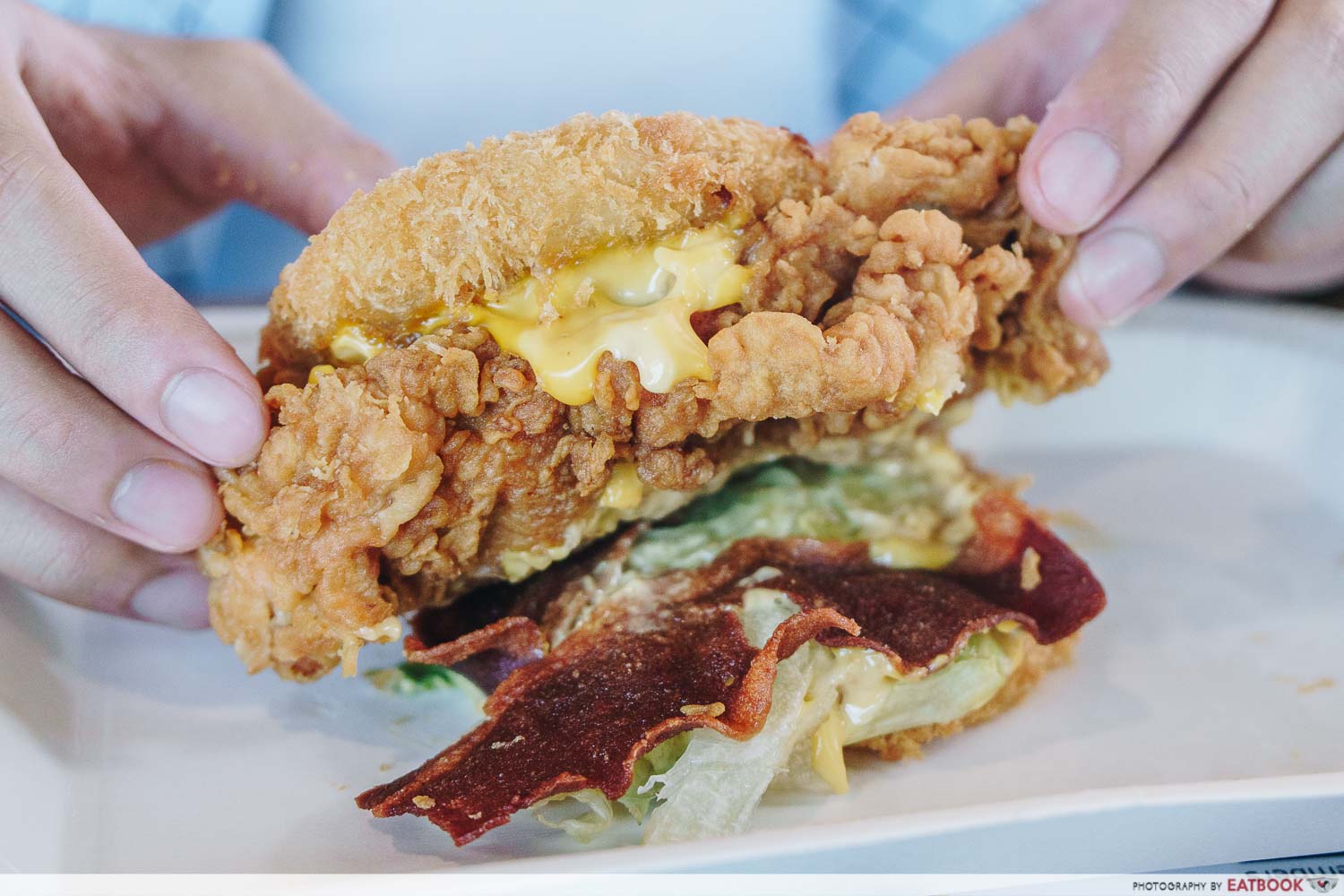 KFC's New Mac 'N Cheese Zinger Comes With Fried Mac N' Cheese Buns ...