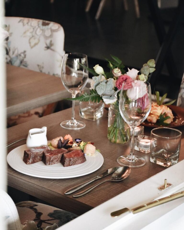 10 Romantic Restaurants In Singapore For Date Night - EatBook.sg - New ...