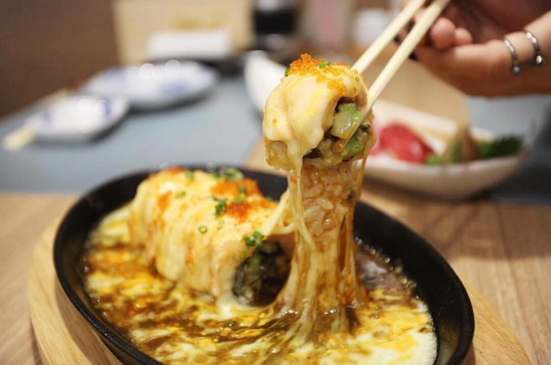 Gojuu Sushi - This Cheese-Drenched Sushi At Bangkok's Siam Paragon Is ...