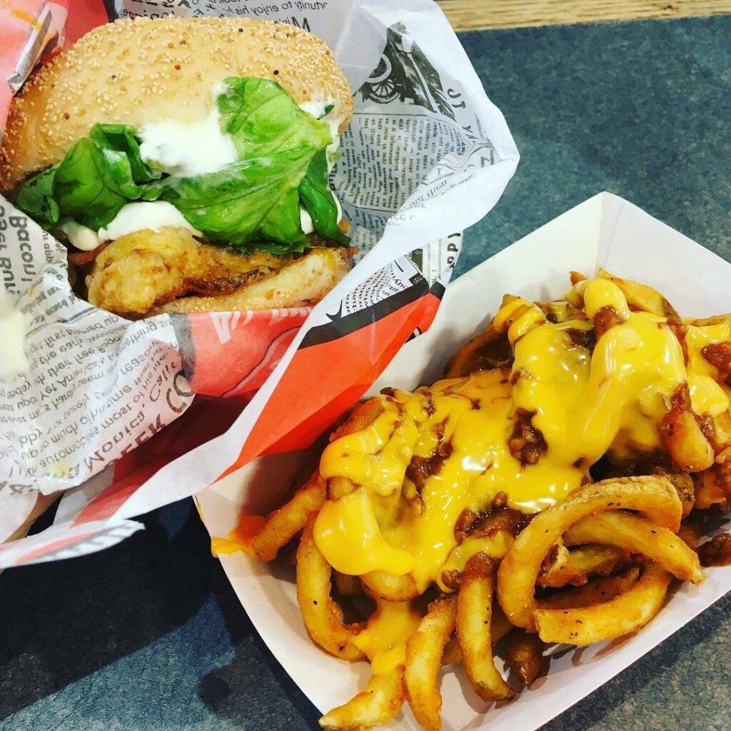 A&W Confirms Its Menu And Will Be Open 24/7 At Jewel Changi Airport ...