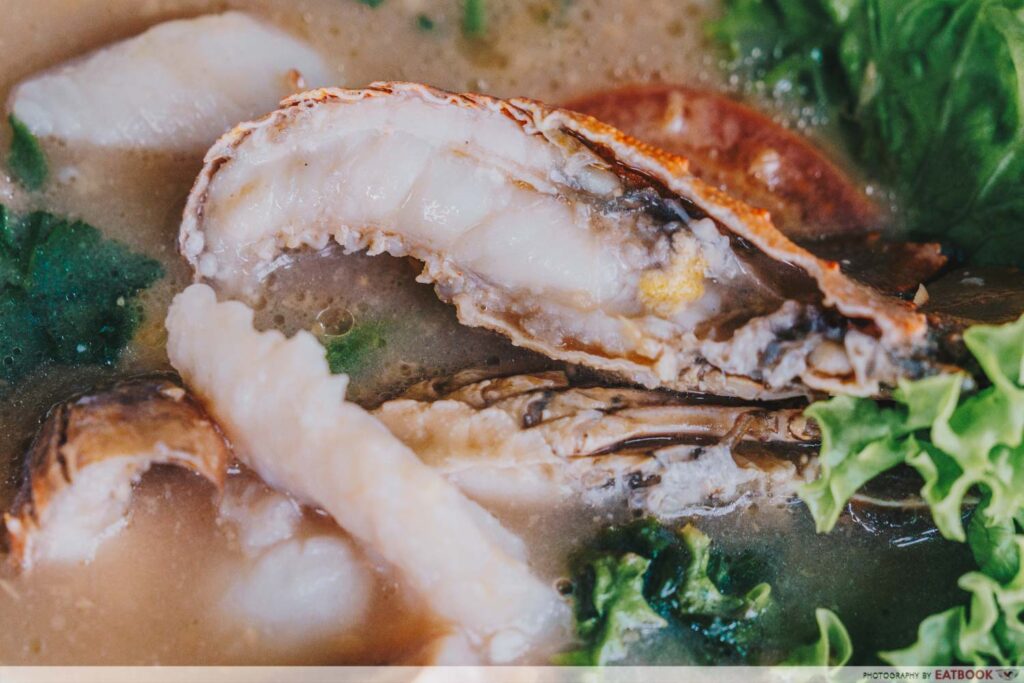 Shun Feng Crayfish Delight Review: Affordable Lobster Seafood Soup ...