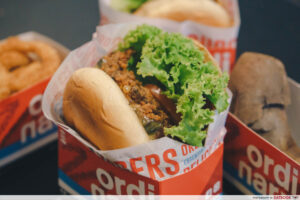 Ordinary Burgers Review: Buttermilk Chicken And Juicy Beef Burgers ...