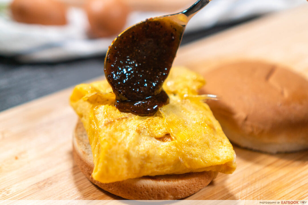 Ramly Burger Recipe: Make The OG Pasar Malam Burger From Scratch With ...