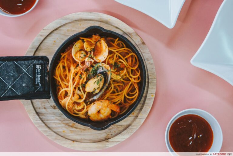 18 Best Golden Mile Food Centre Stalls To Try | Eatbook.sg