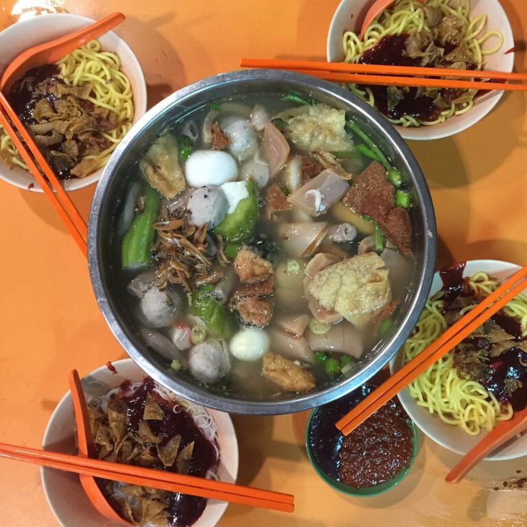 10 Bukit Merah View Market Food Stalls For Famous Curry, Lor Mee And ...