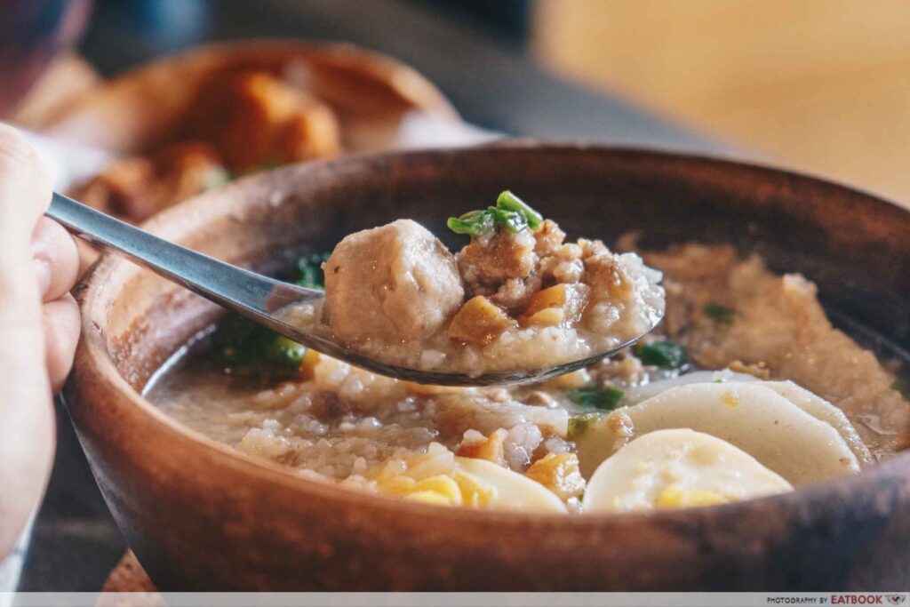 Jok Jok Mor Review: Traditional Thai Claypot Porridge In Tom Yum ...